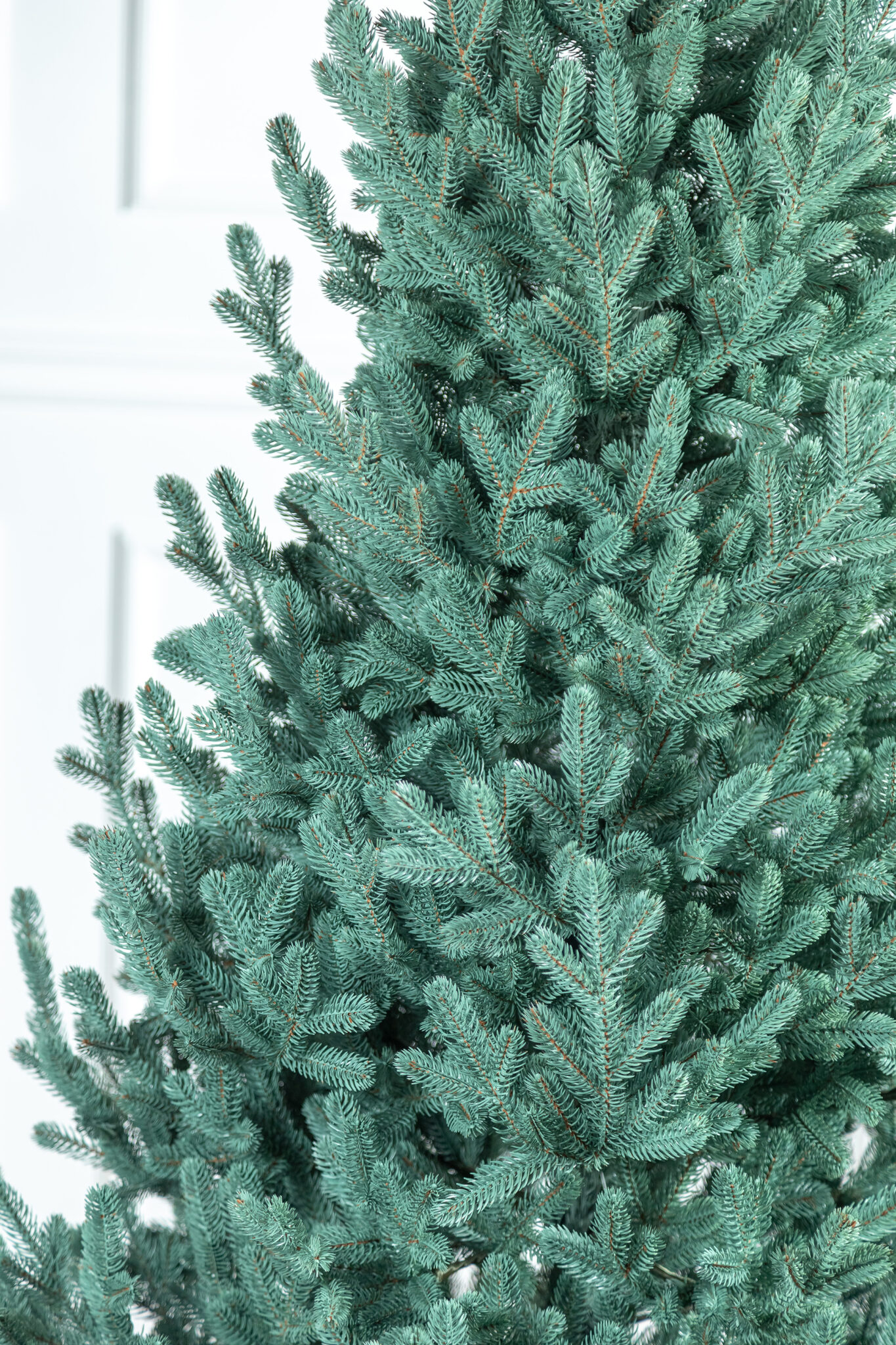 Brad artificial Christmas Deluxe by Sersimo, Viena Select argintiu ...